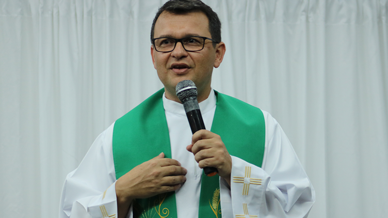 Padre Cleverson é apresentado em Timóteo - Diocese de Itabira - Cel ...